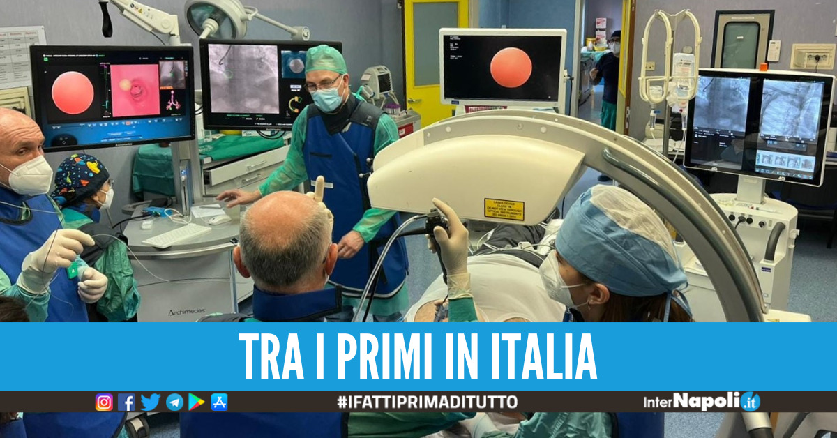 Intervento straordinario al Cardarelli, biopsia tra polmoni senza ...
