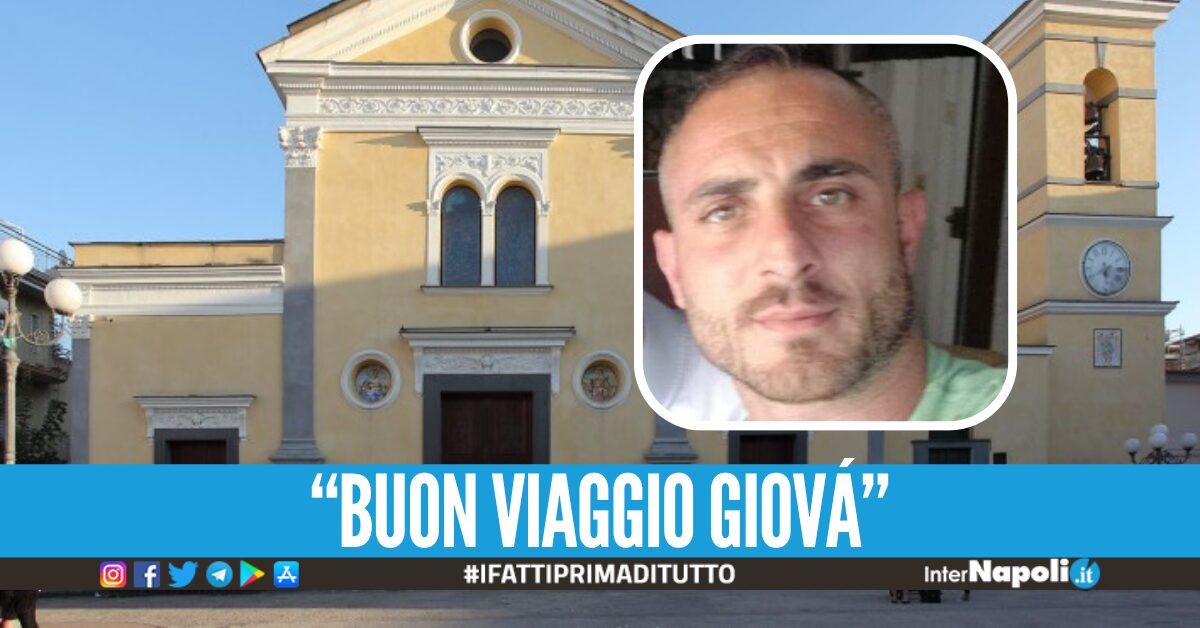 L'ultimo saluto di Qualiano a Giovanni Di Gennaro, oggi i funerali dell'ex pizzaiolo