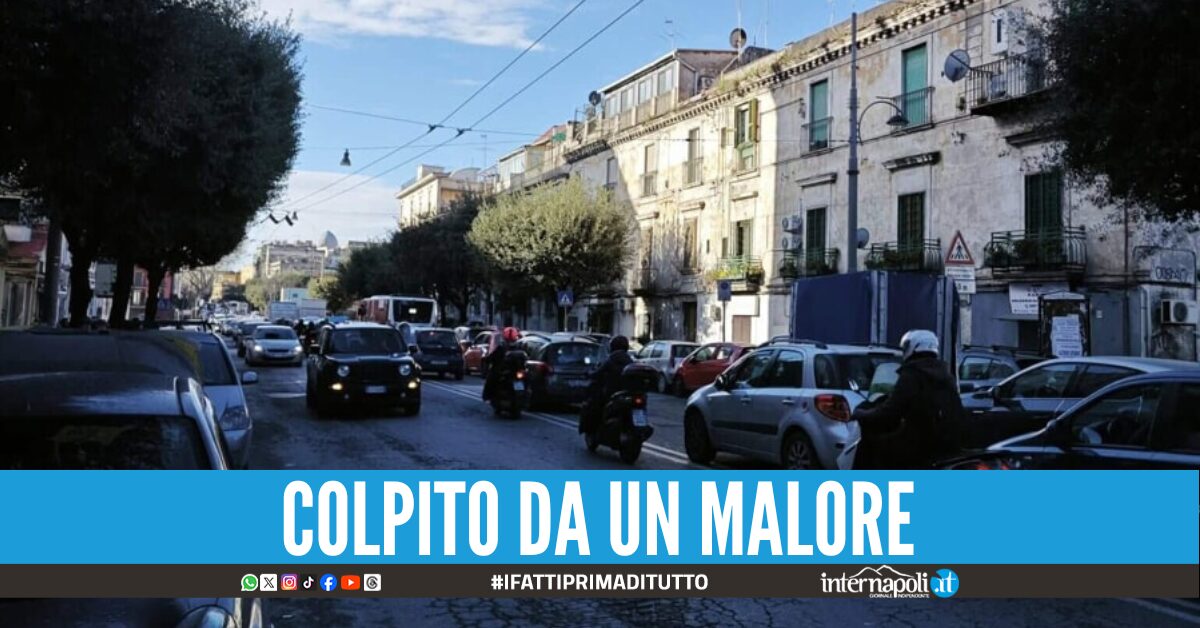 Muore mentre è alla guida: tragedia a via Santa Teresa degli Scalzi