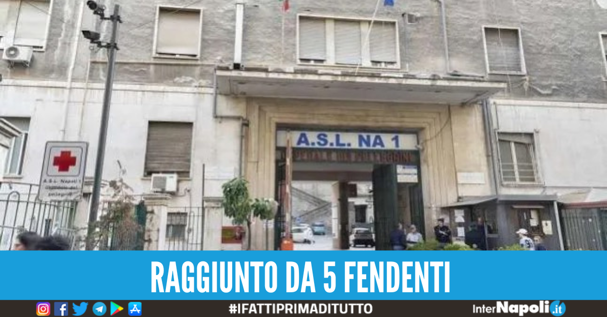 Giovane accoltellato nella notte a piazza Nazionale: indagini in corso