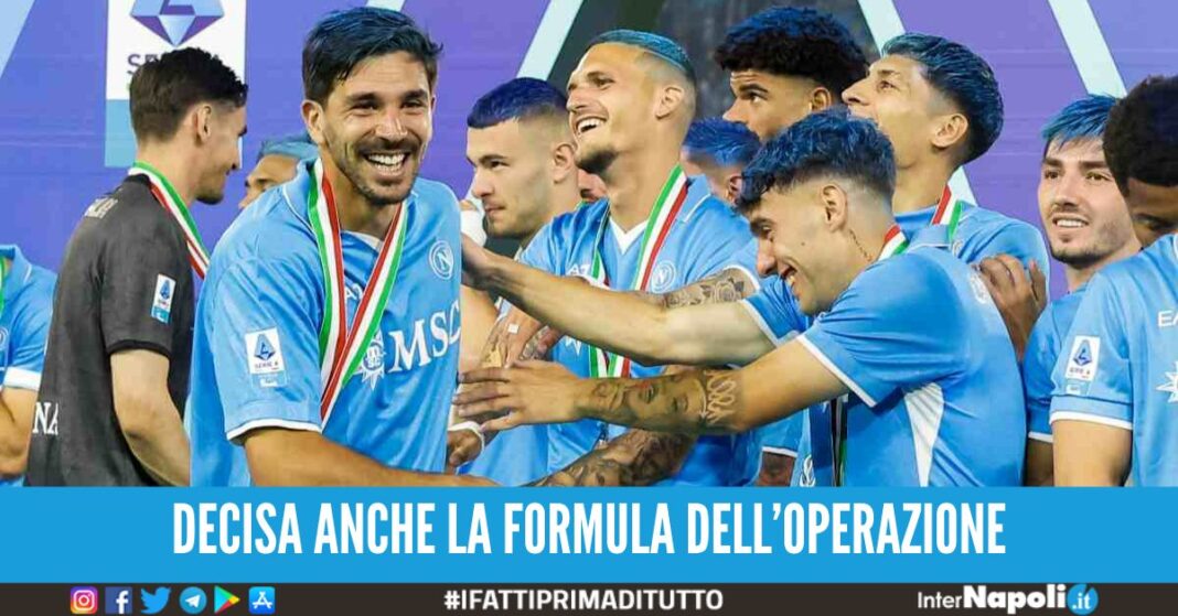 Napoli, oggi saluta un altro campione d’Italia: visite mediche e addio