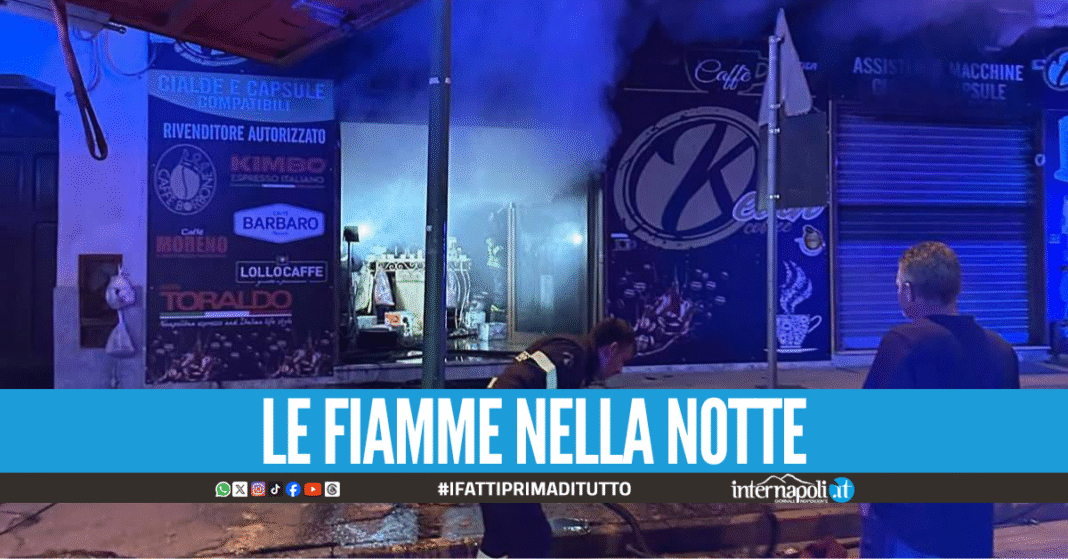Incendio distrugge il Kevin Coffee ad Afragola: "Torneremo più forte di ...