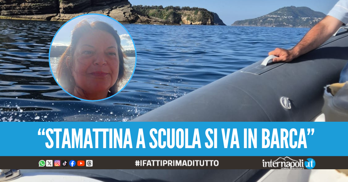 La nave a Procida è in avaria, docenti fittano gommone per arrivare a ...