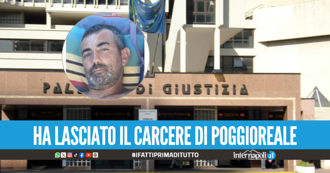 Droga, pistole, targhe ed auto rubata in un garage a Melito: scarcerato ...